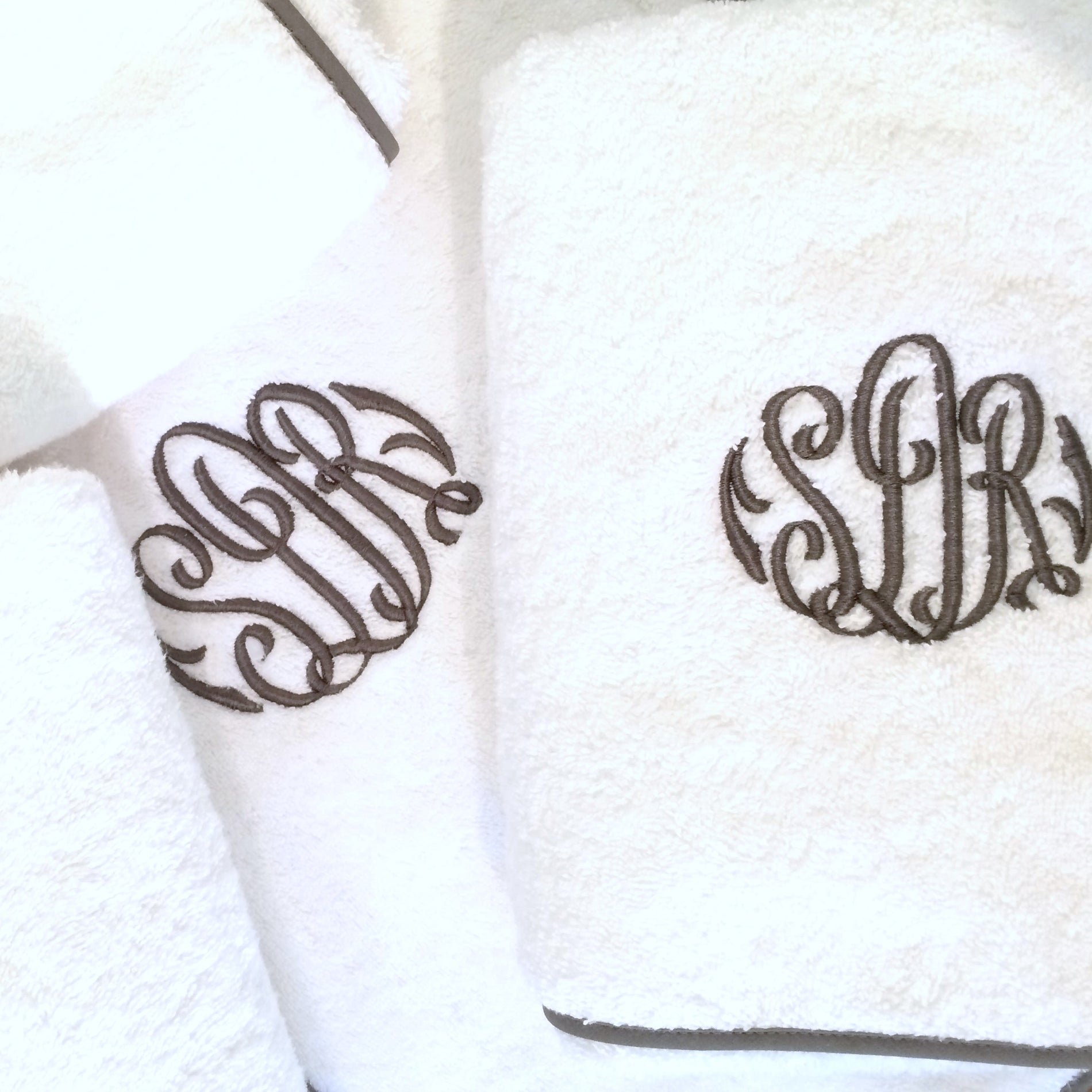 Matouk Cairo Bath Towels - Bella Lino Linens